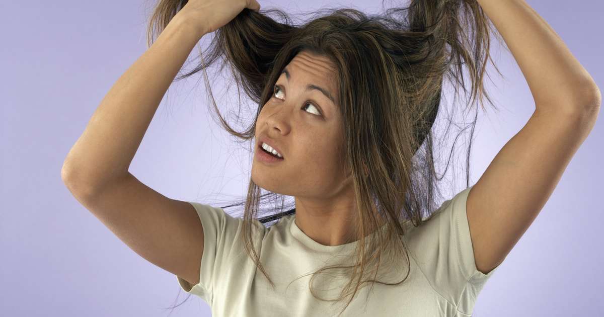 Acordou com o cabelo ruim? Veja 5 dicas para evitar o problema