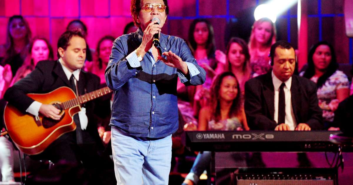 Relembre momentos da carreira do cantor Reginaldo Rossi