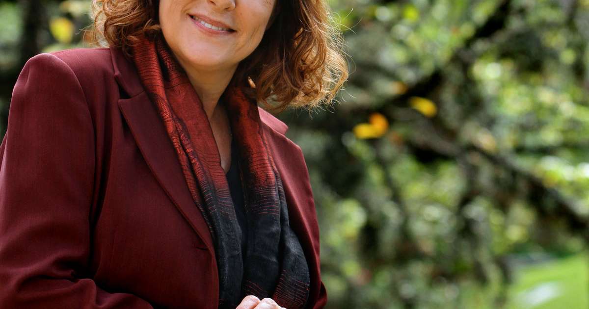 Jornal: Elizabeth Savalla não renova com a TV Globo