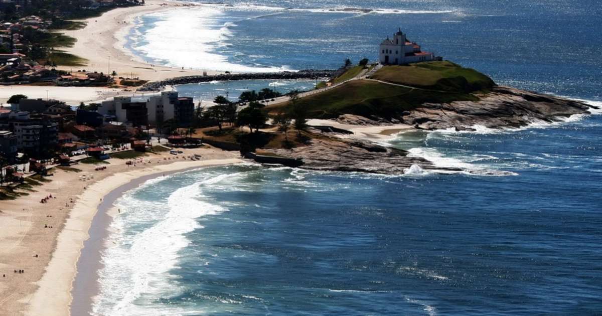 Reduto do surfe, Saquarema é opção para viagem no verão