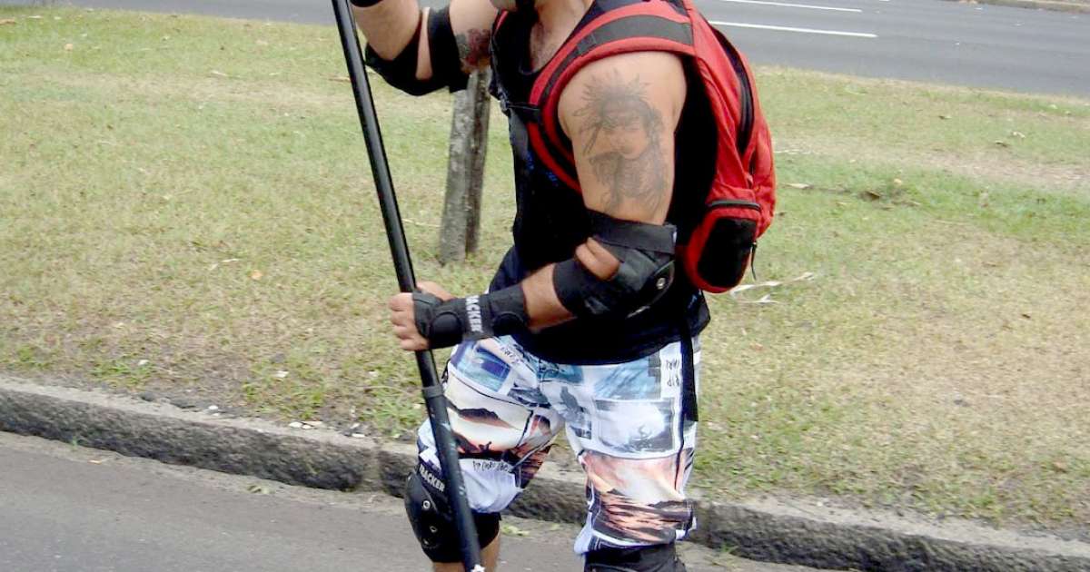 Esporte que une skate e stand up paddle é aposta do verão