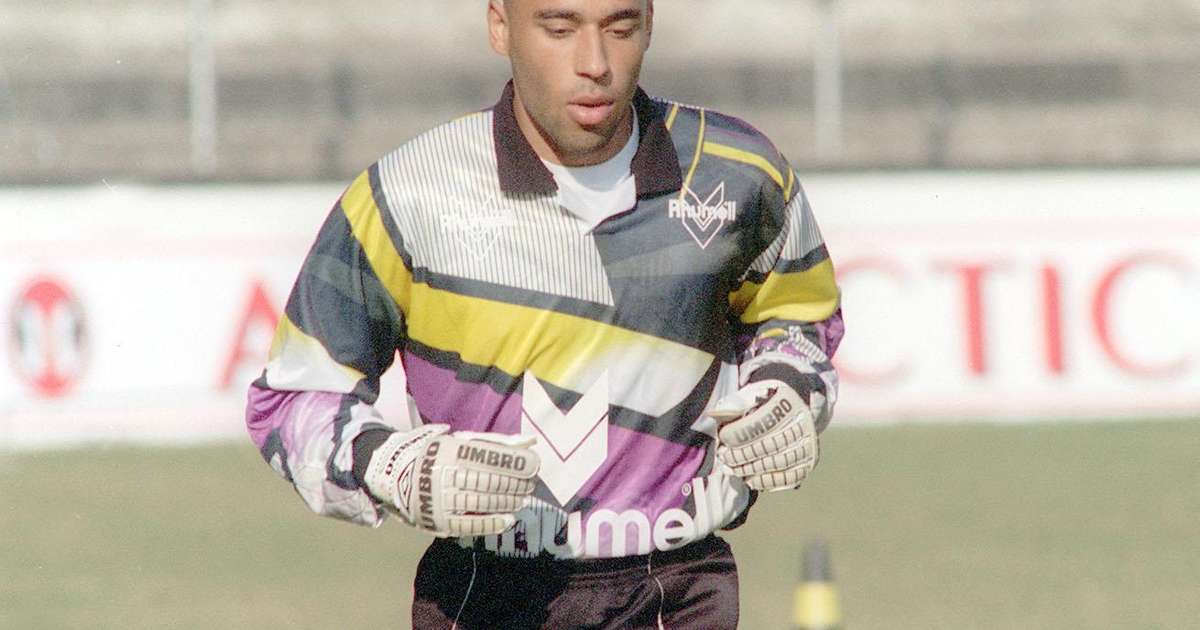 Filho de Pelé, ex-goleiro Edinho é preso no litoral paulista