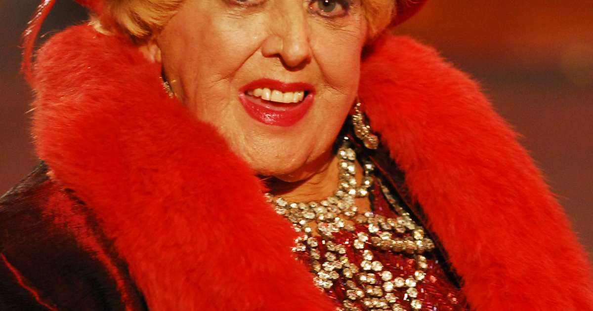 Morre aos 93 anos a ex-vedete do teatro de revista Virginia Lane