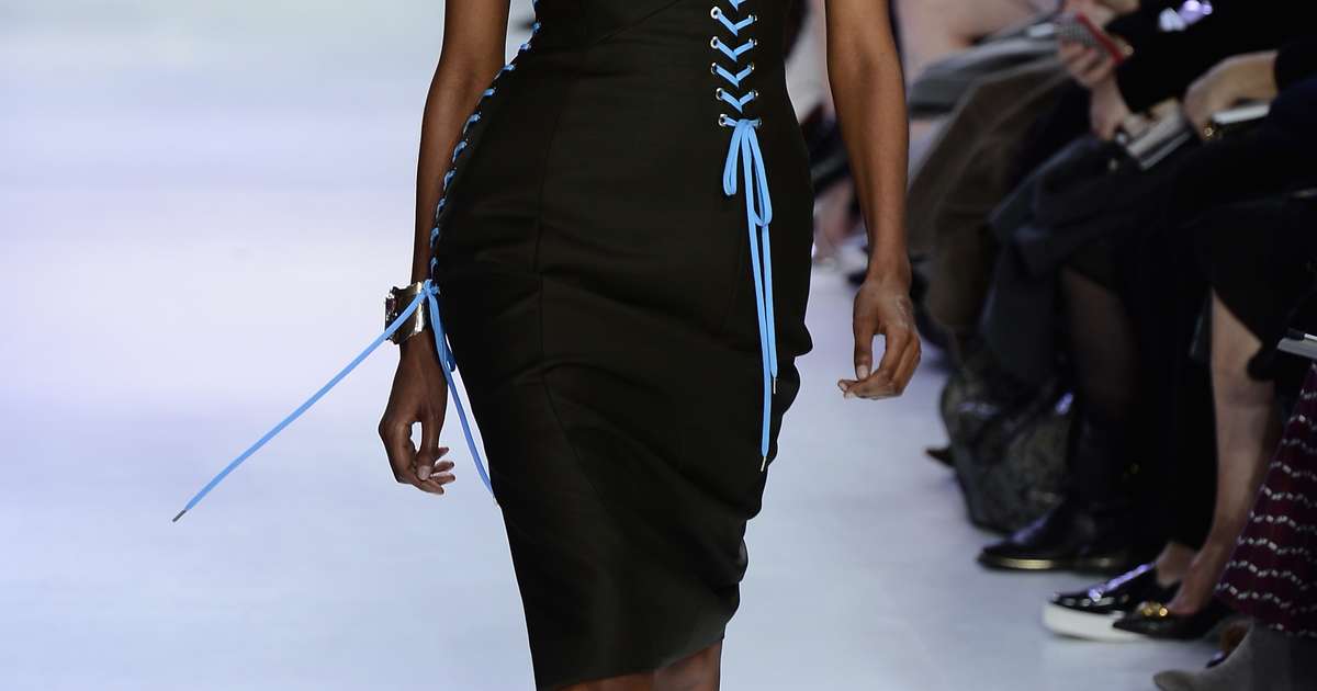 Semana de moda de Paris chega ao 4º dia; veja fotos