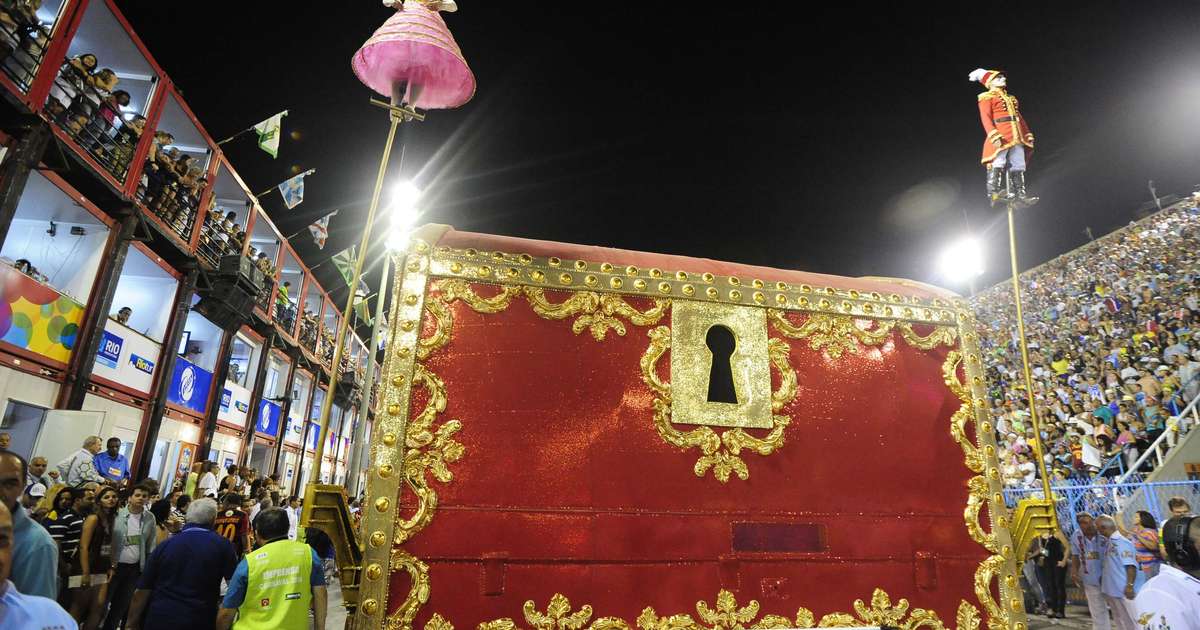 Carnaval 2014: Principais carros alegóricos do RJ e SP