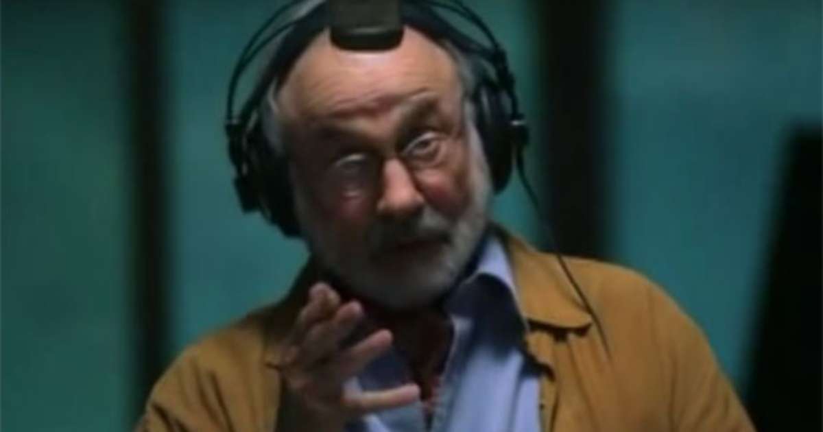 Morre Hal Douglas, narrador de trailer de 'Forrest Gump'