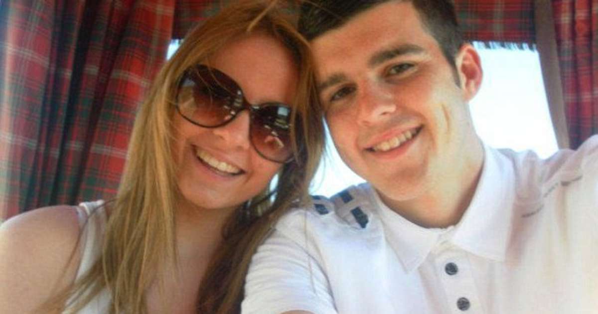 País de Gales: estudante se suicida após término de namoro País de Gales: estudante se suicida após término de namoro