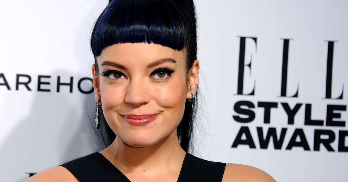 Lily Allen faz música "não-oficial" para a Copa do Mundo