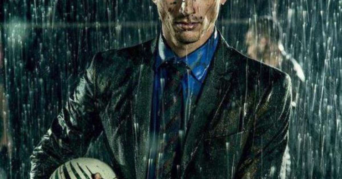 Alex Schultz equilibra vida de modelo com rotina de piloto