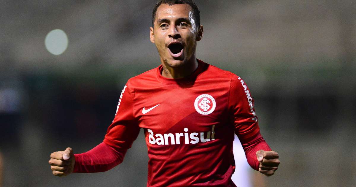 Alan Patrick é liberado pelo Inter