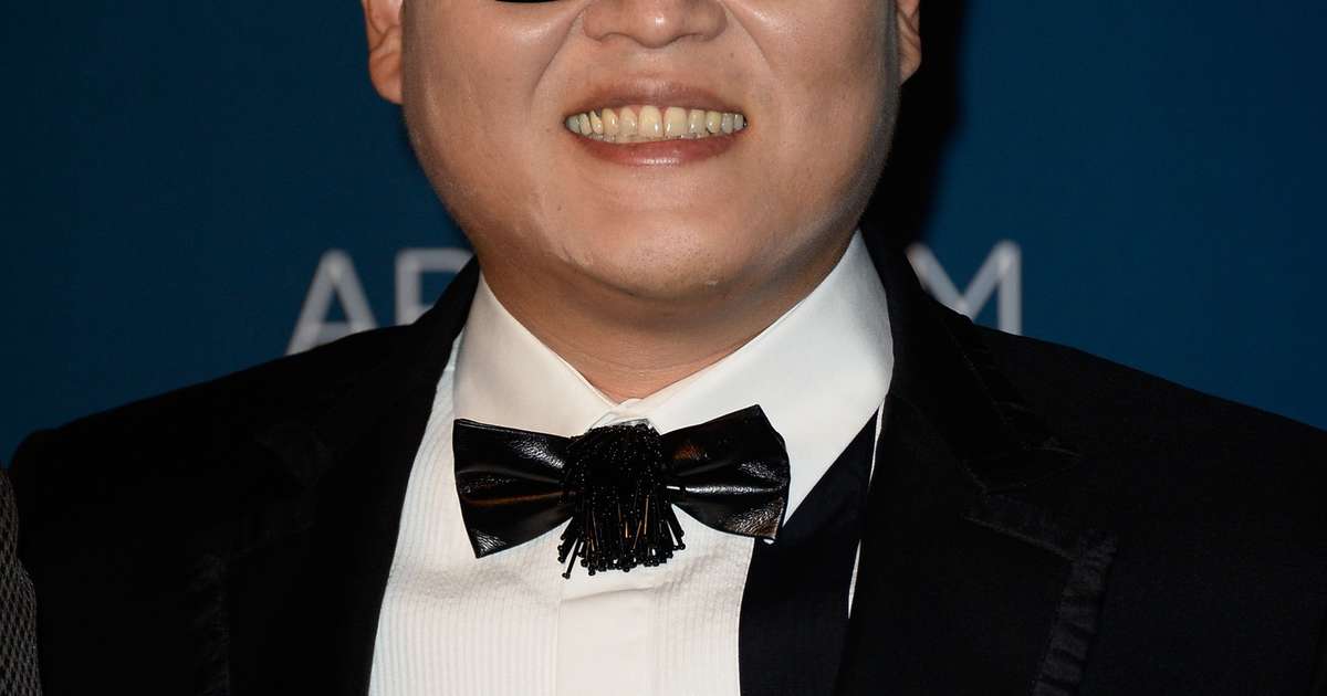 Prévia de canção de Psy supera 1 milhão de visualizações