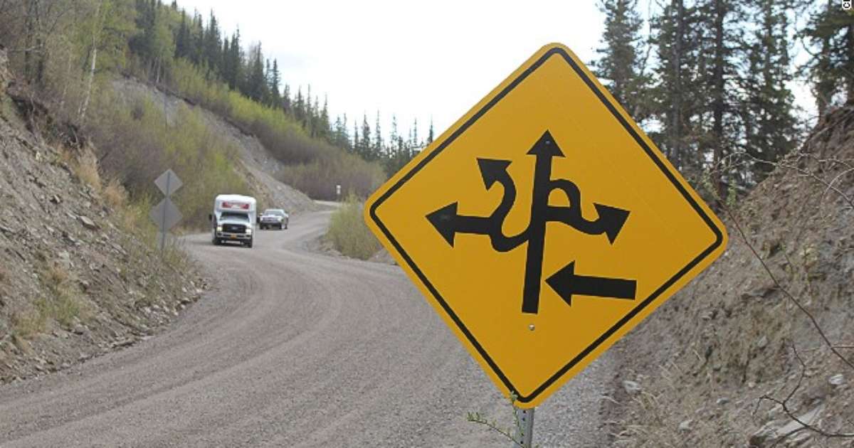 Placas inusitadas garantem a atenção de motoristas no Alasca