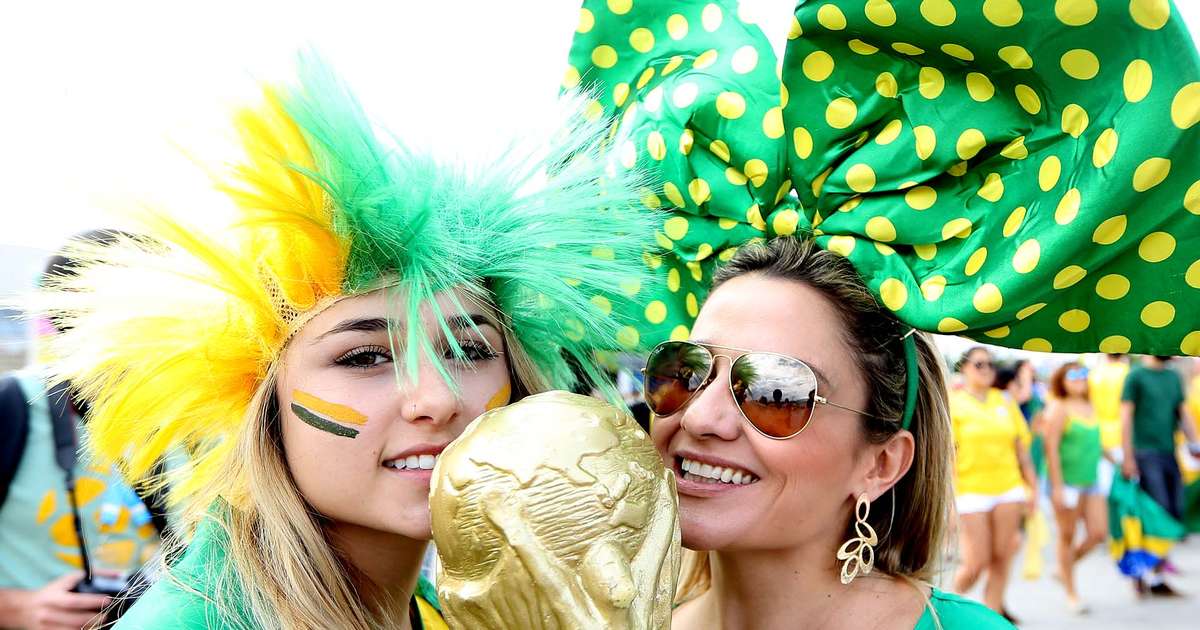 Copa 2014: Torcida do Brasil domina arredores do Mineirão