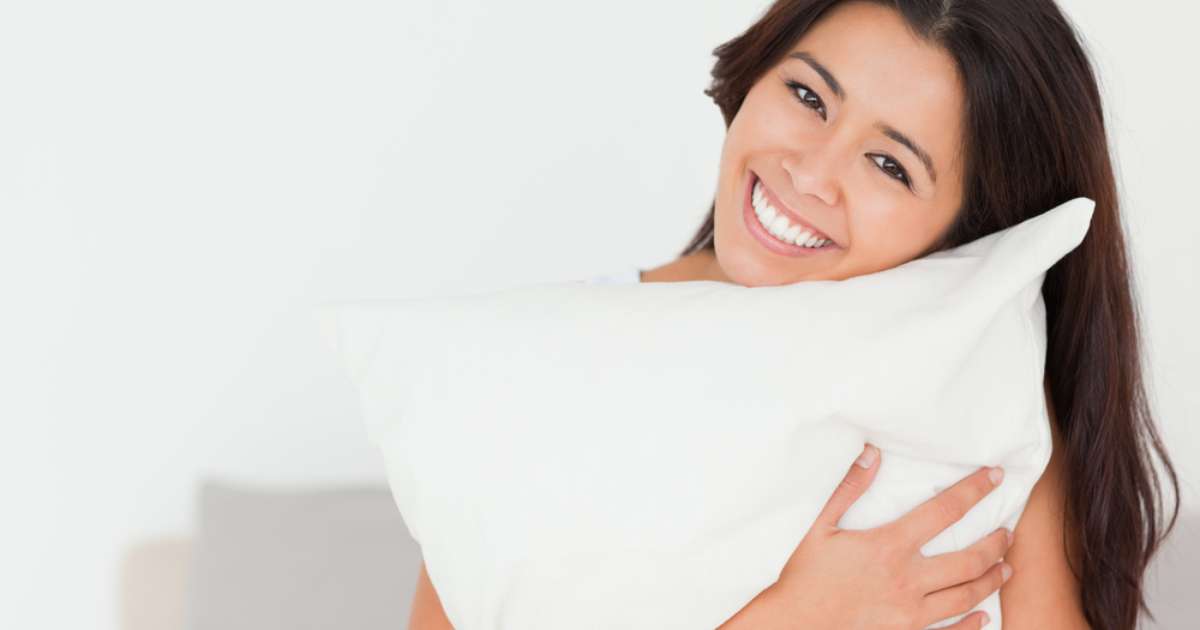 Rugas no rosto podem ser causadas por fronha