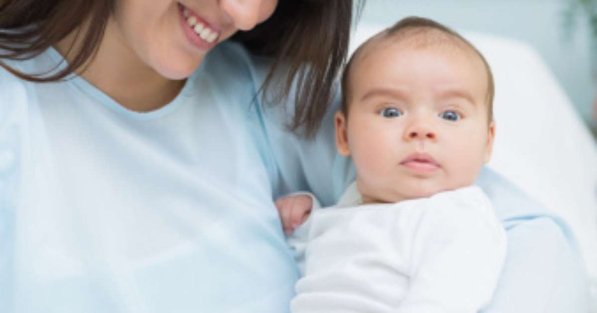 Mães têm inveja do guarda-roupa dos bebês, diz estudo