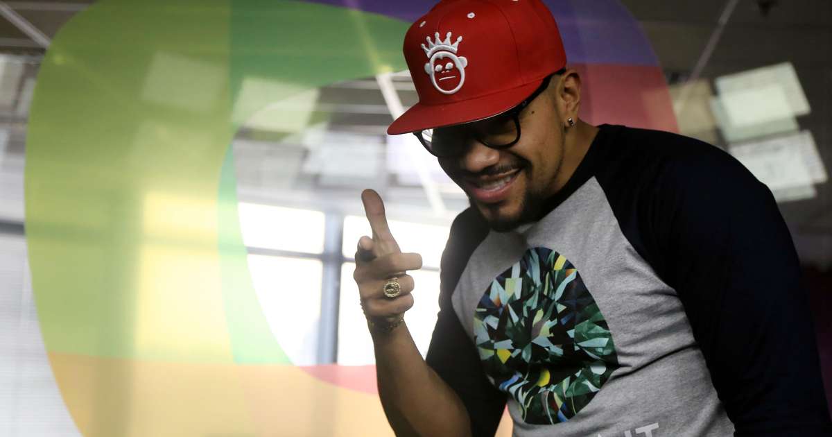 Naldo quer mostrar seu passado e superação em biografia