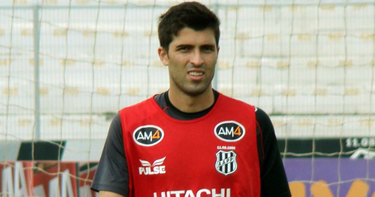 Diego Sacoman é reprovado em exames médicos do Atlético-PR