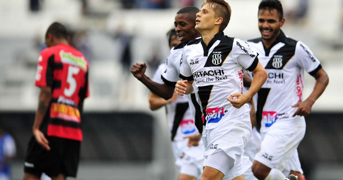 Com dores musculares, Adrianinho segue como dúvida na Ponte