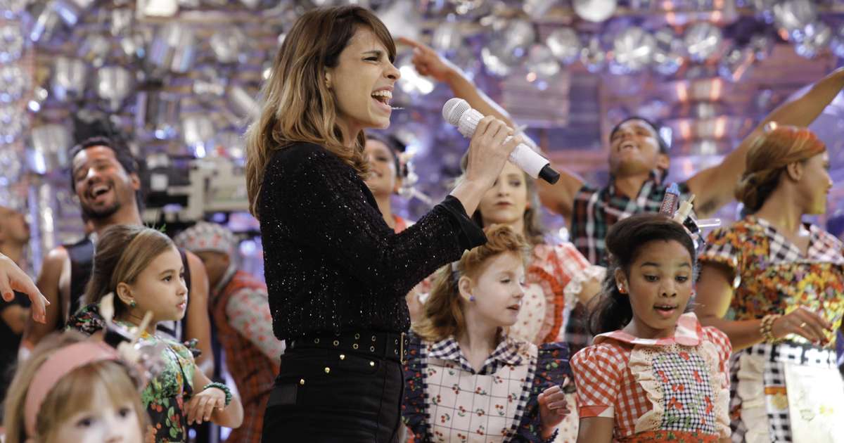 Veja o cabelo elegante da atriz da Rede Globo Maria Ribeiro