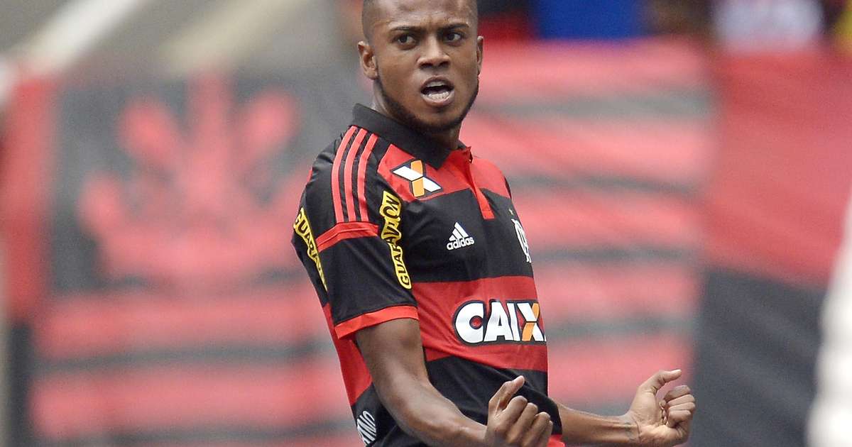 Flamengo 2 x 0 Friburguense - Campeonato Carioca 2015