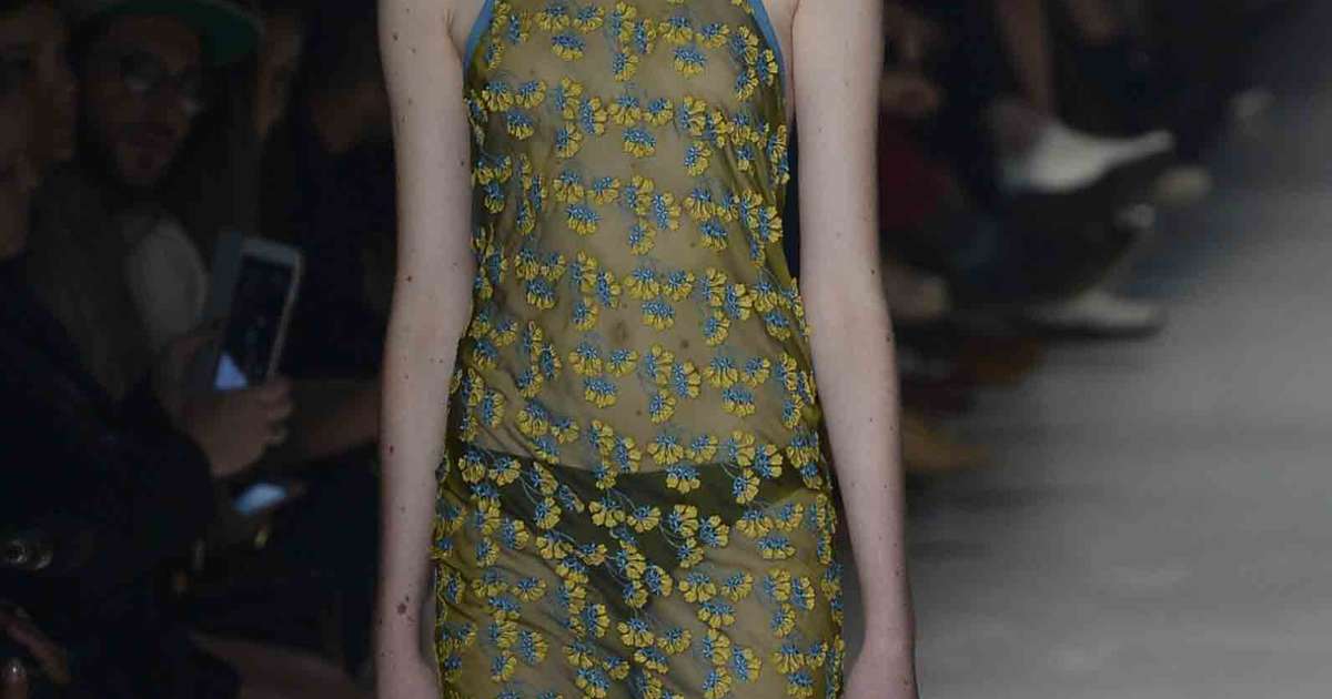 Vitorino Campos se inspira no universo masculino em coleção