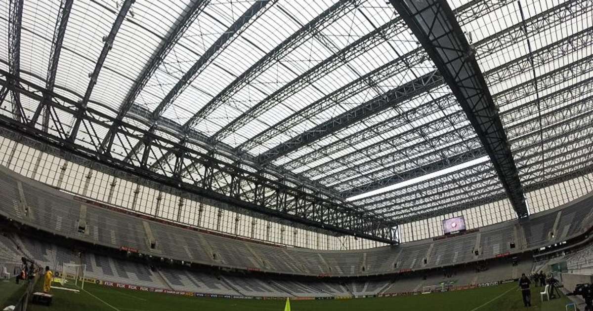 Atético-PR: Arena da Baixada começa a ganhar grama artificial