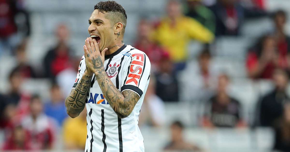 Guerrero no Flamengo: contratação deve ser anunciada após reunião