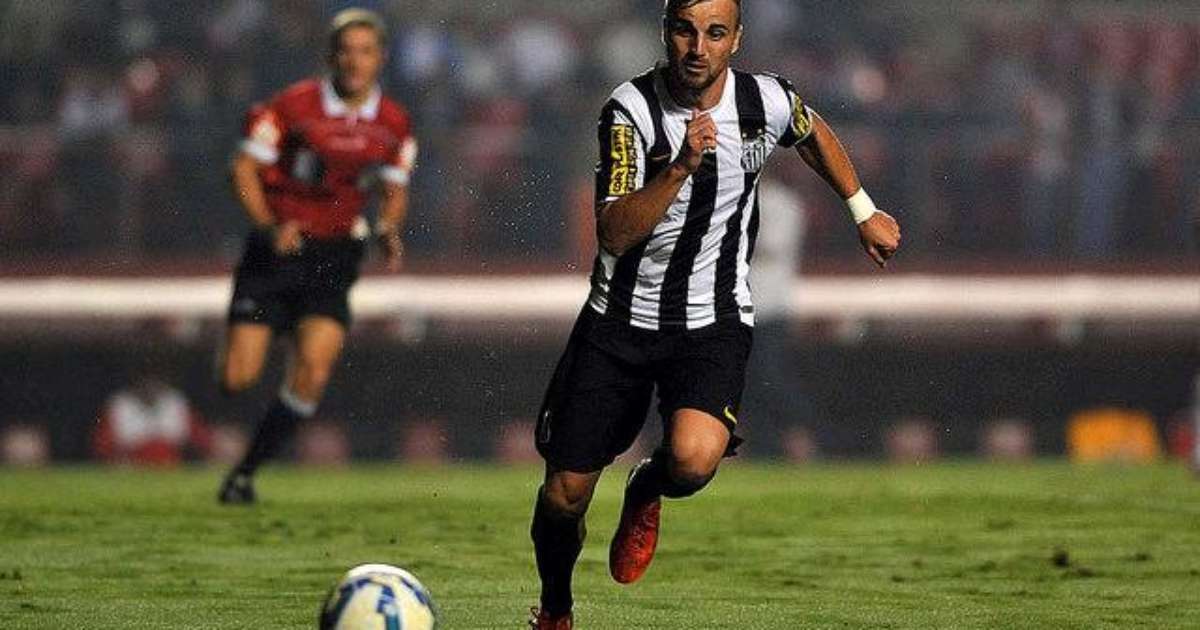 Titular em clássico outra vez, Longuine tem trunfos por sequência no Santos