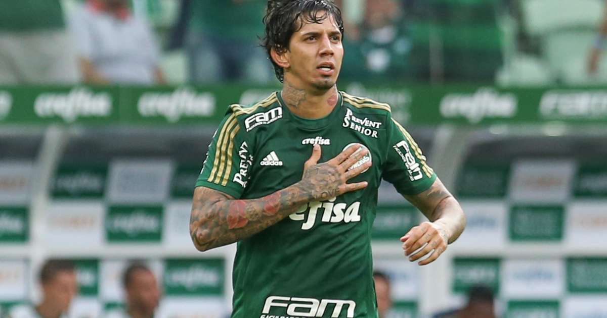 Nuvem de alegria! Victor Ramos promete arrocha em comemorações