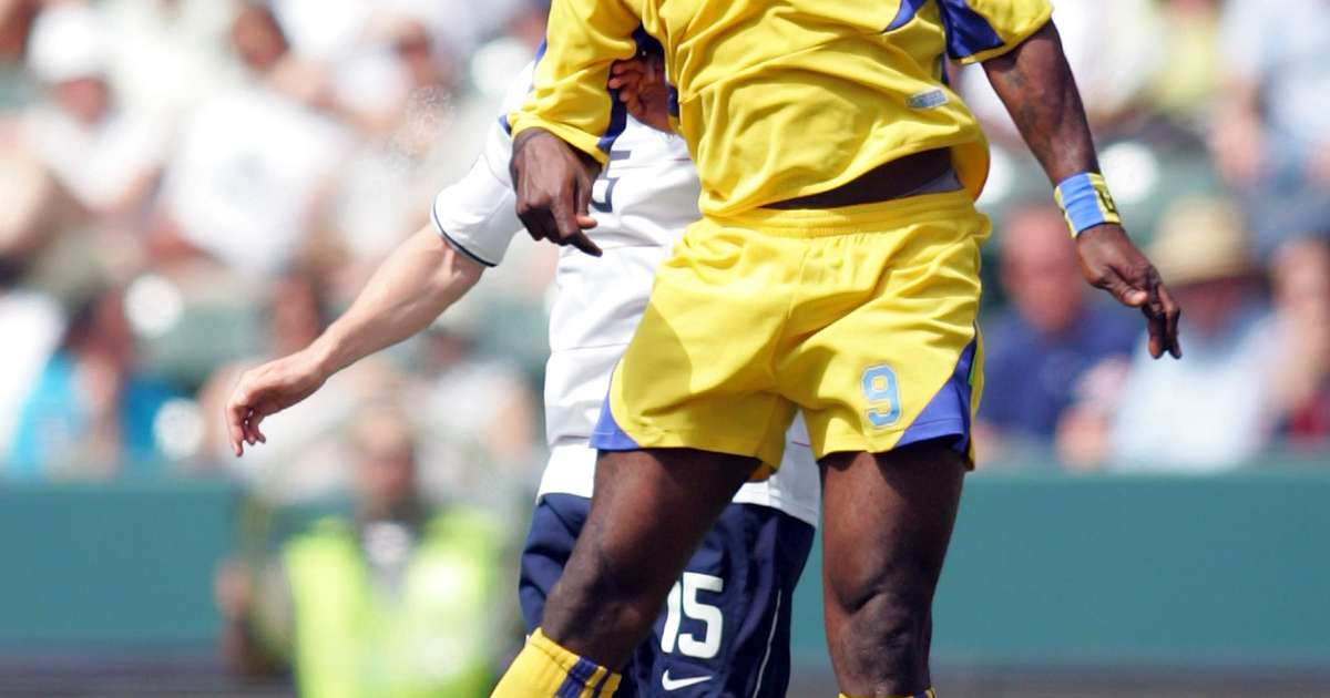 Demissão injusta gera multa a Gillingham FC por “opressão racial"