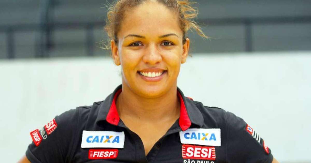 Mundial de Luta Olímpica: Aline Silva luta pelo bronze e garante vaga ...