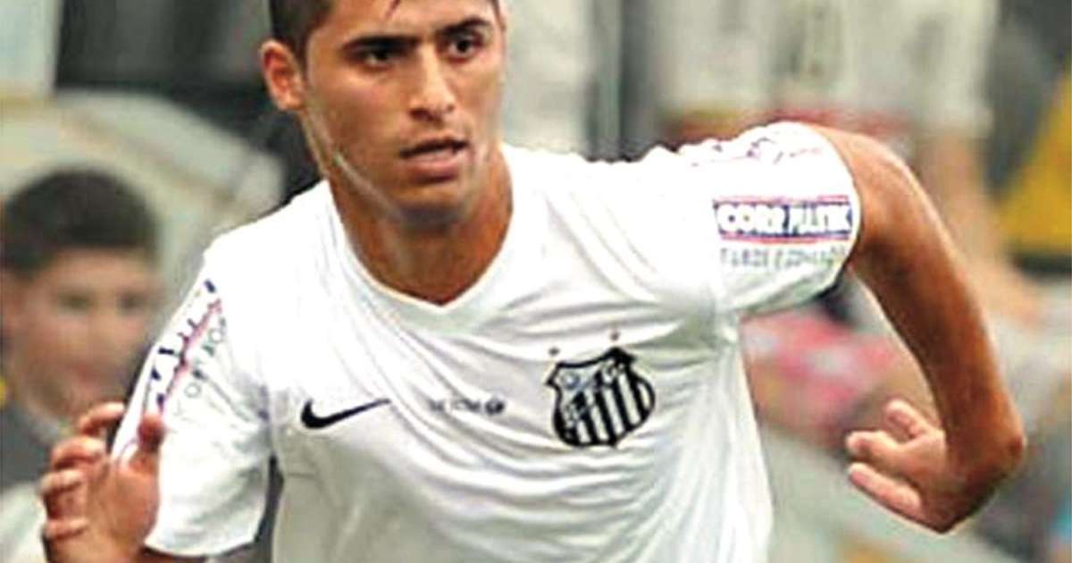 Dispensado de rival na base, Daniel Guedes vive 'sonho de todos' no Santos