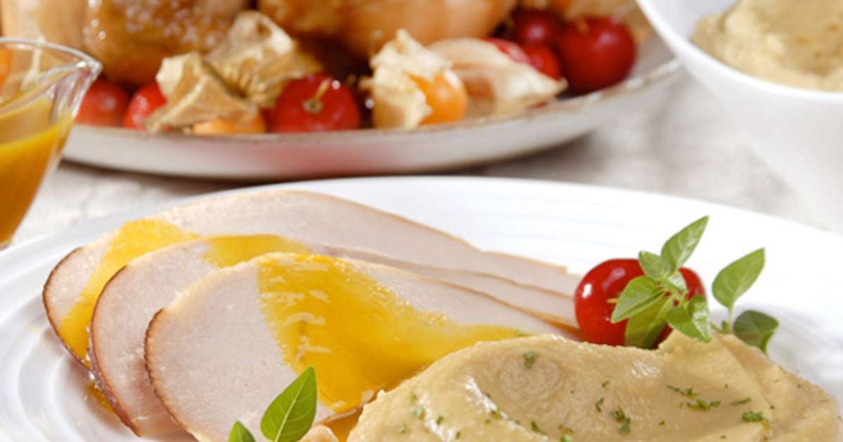 Frango defumado com purê de grão-de-bico