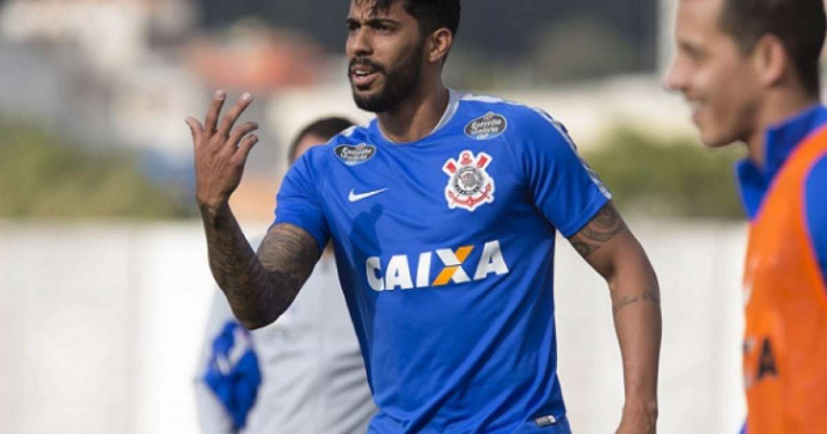 Vilson supera lesões, ganha vaga e promete conquistar espaço no Timão