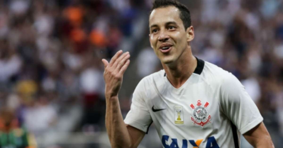 Corinthians acerta renovação de Rodriguinho até o fim de 2019