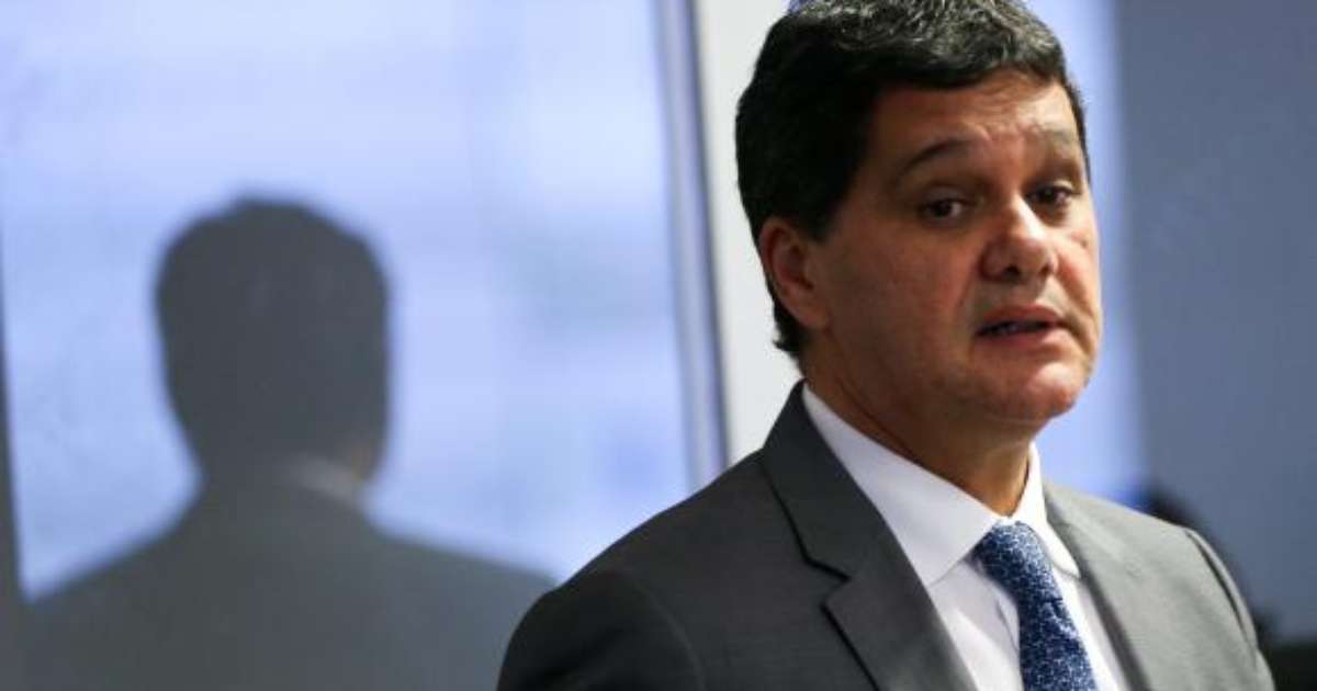 Fundo público para campanha não passa no Senado, diz Ferraço