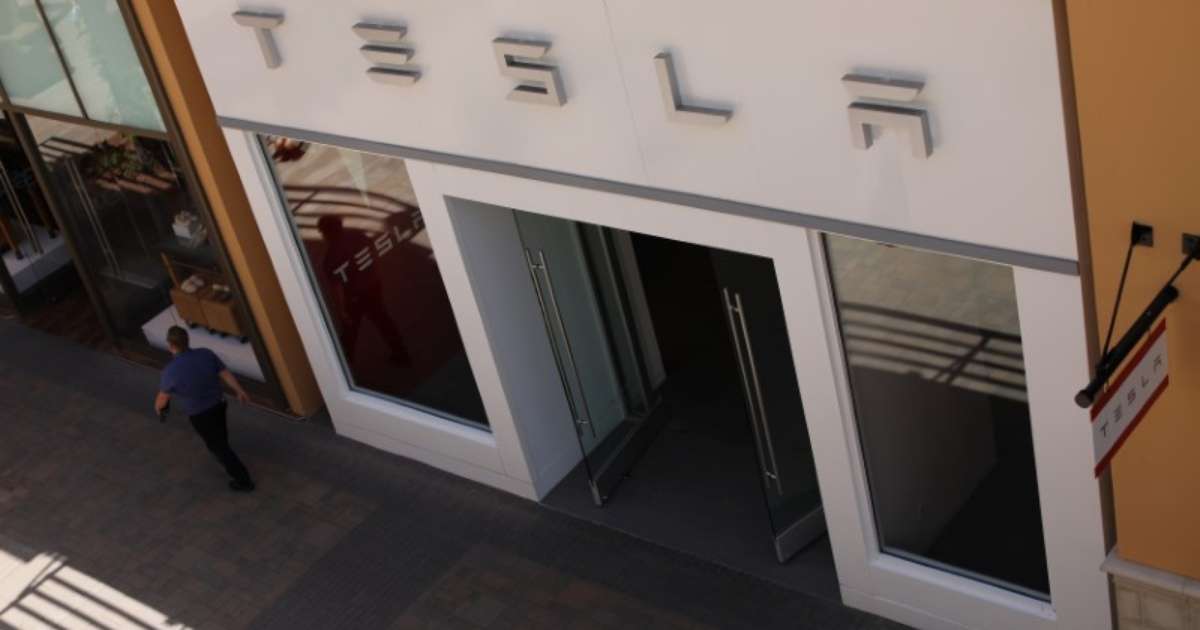 Tesla Desenvolve Tecnologia Autônoma Para Semi Caminhões