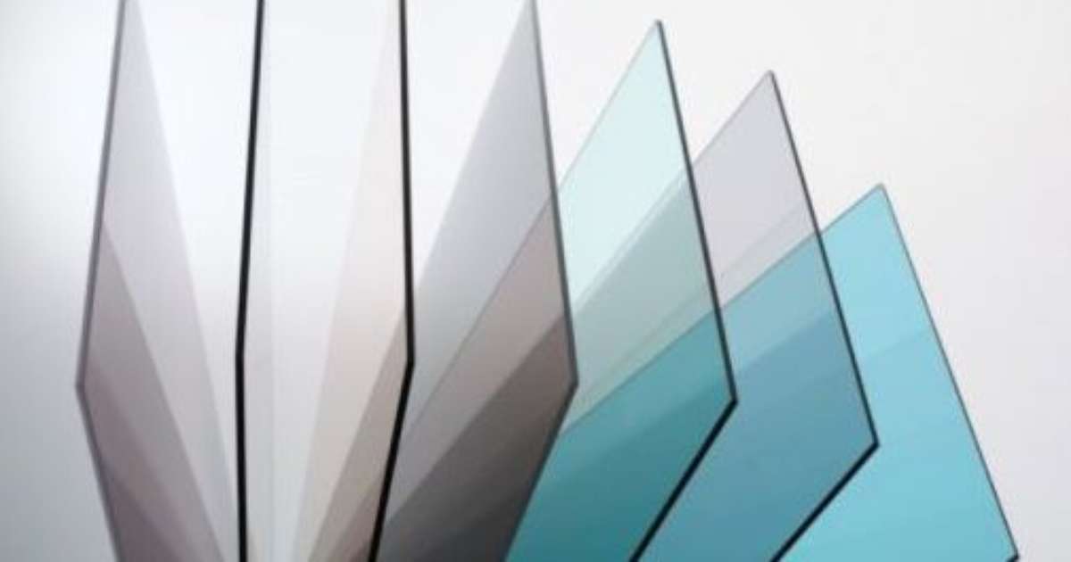 Policarbonato é a opção com o melhor custo-benefício do mercado