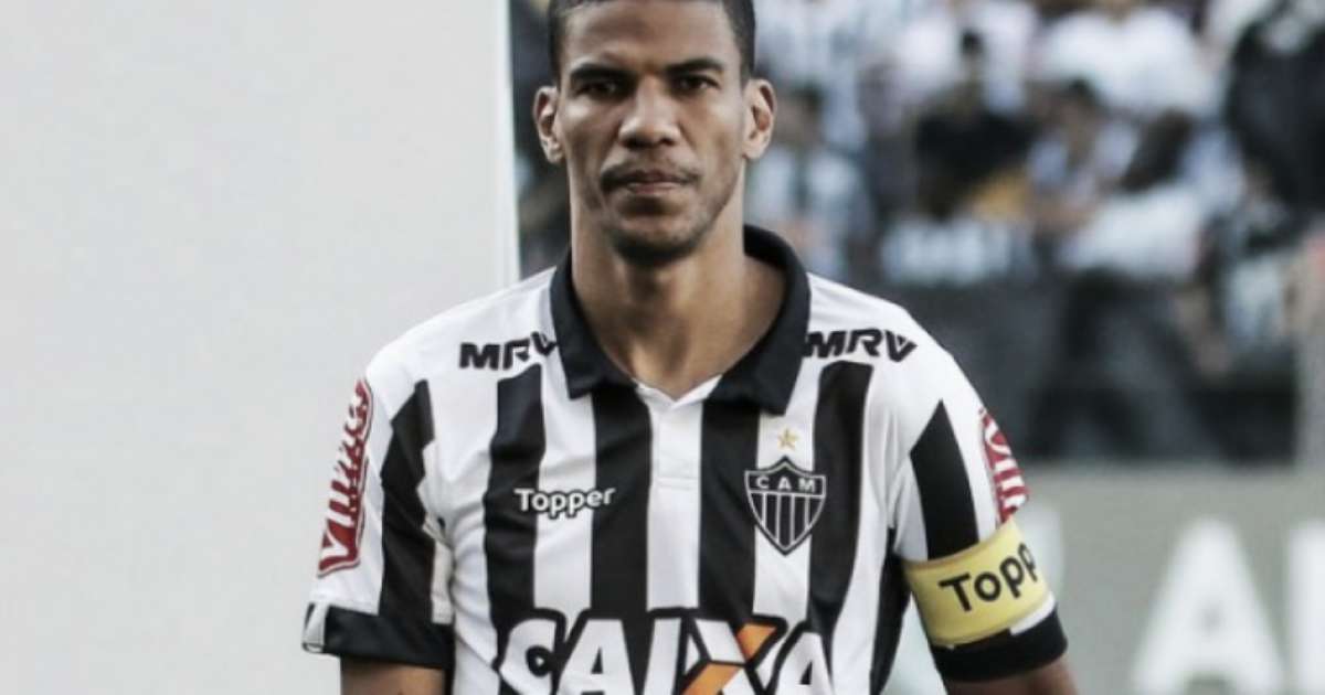 Leonardo Silva destaca empenho dos jogadores durante os treinos do Galo