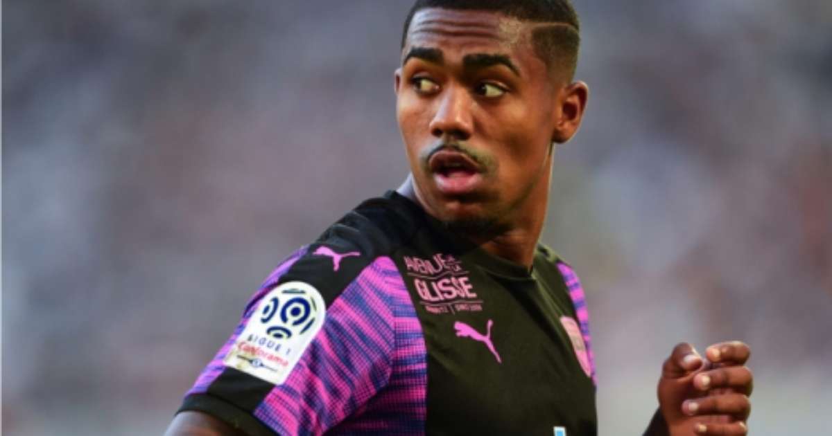 Malcom diz que quer novos ares e sonha com Bayern de Munique