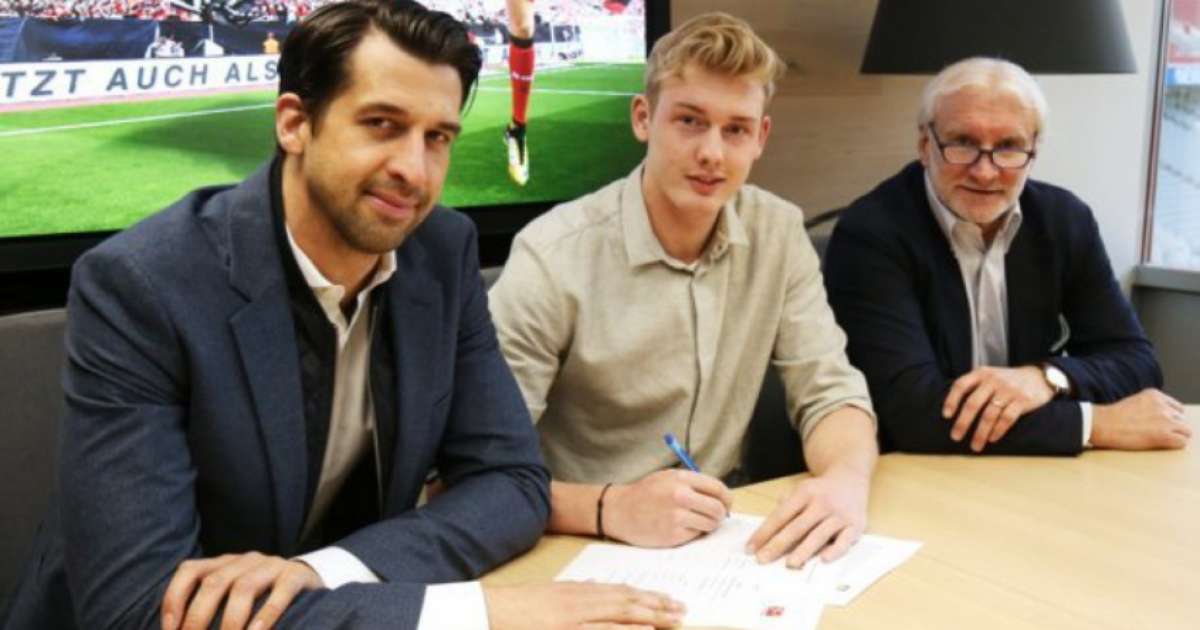 Após enfrentar o Brasil, Brandt renova com o Bayer Leverkusen