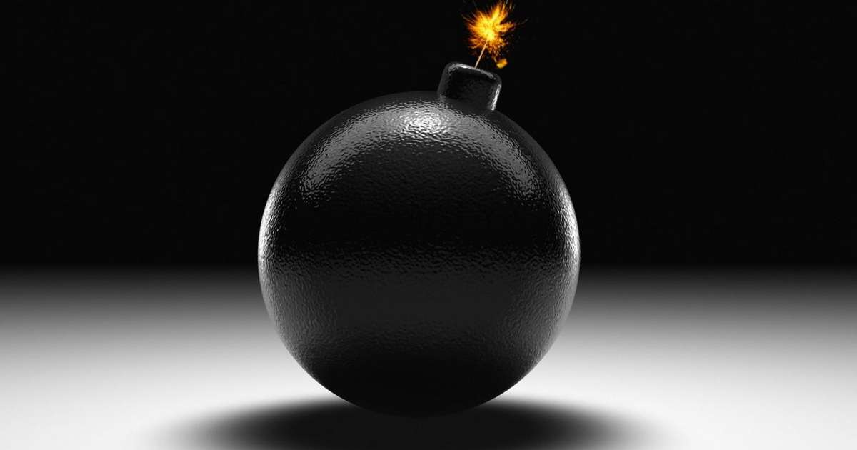 Youtuber é preso após fazer falsa ameaça de bomba na Universidade de ...