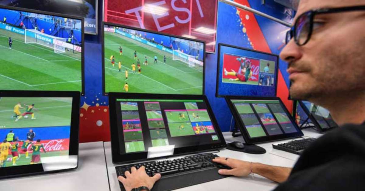 VAR estreia em Copas nesta quinta: entenda como funcionará
