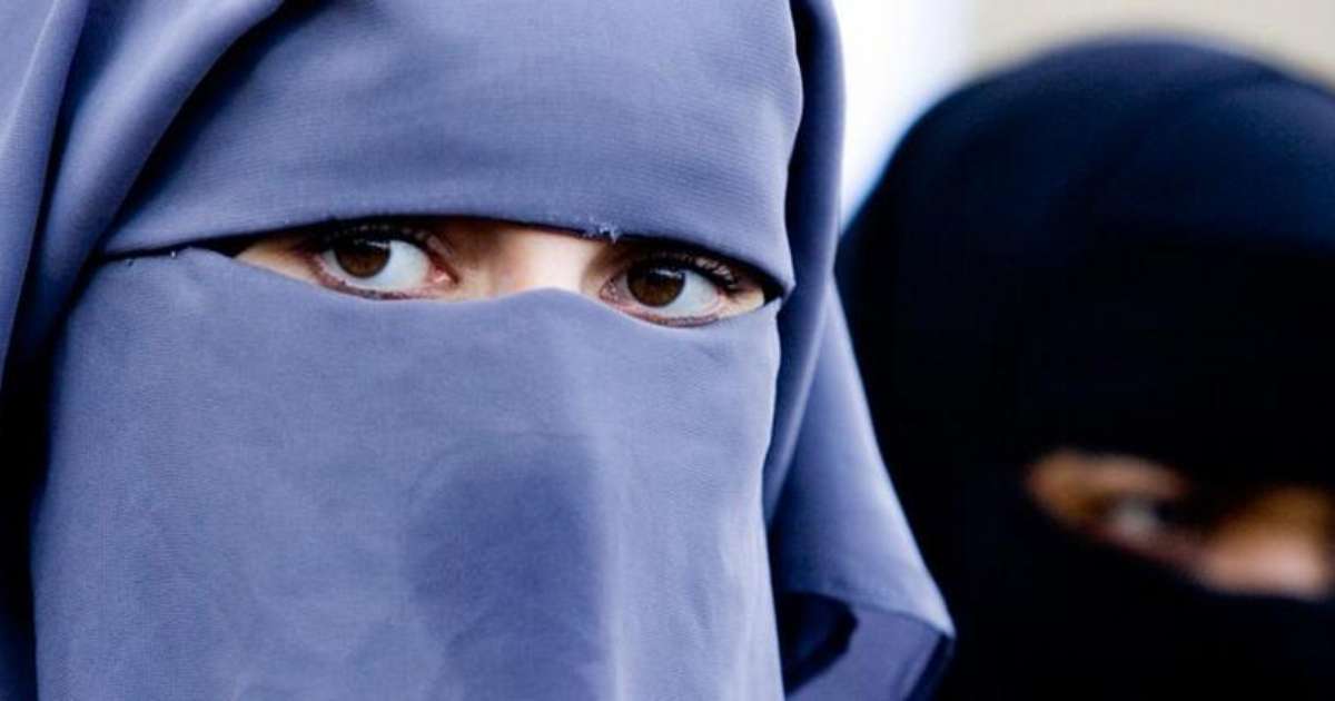 Parlamento da Holanda aprova proibição parcial da burca