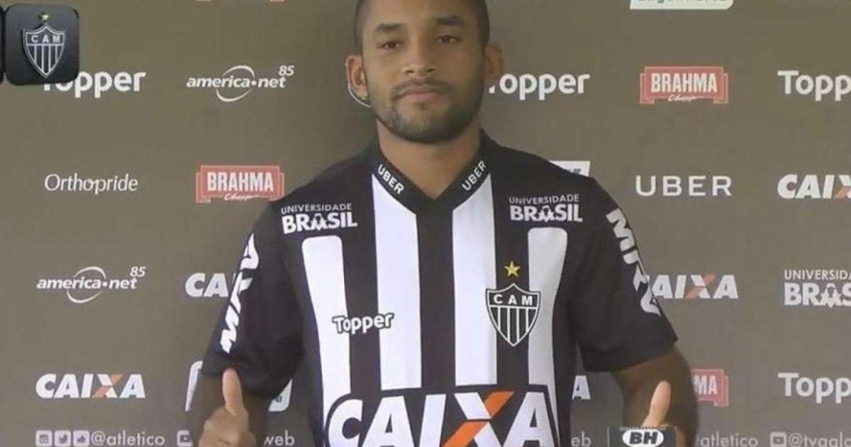 Edinho é apresentado e promete brigar por vaga de titular