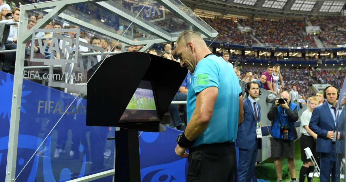 VAR encara primeira etapa para chegar ao futebol brasileiro