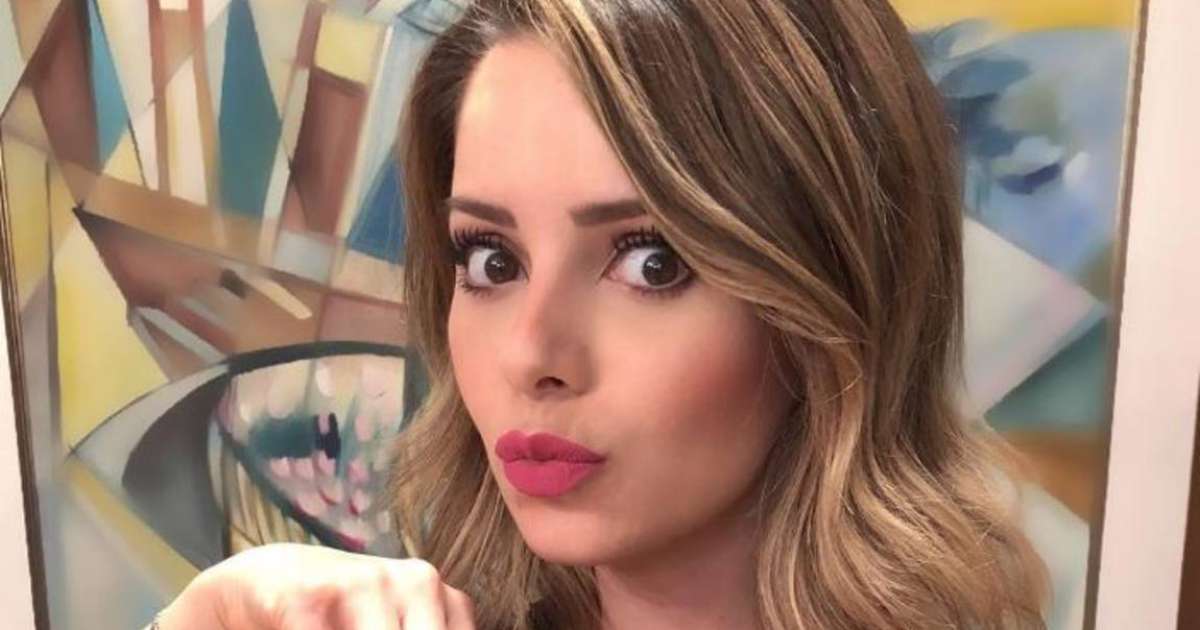 Sandy "mora em estúdio" para gravar novo álbum