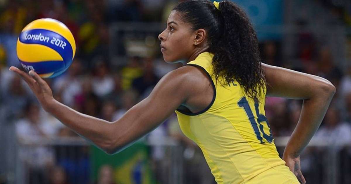 Fernanda Garay volta à seleção em preparação para o Mundial