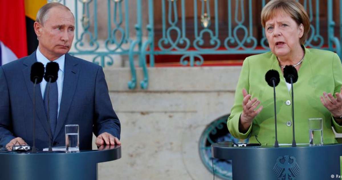 Merkel e Putin se reúnem na Alemanha