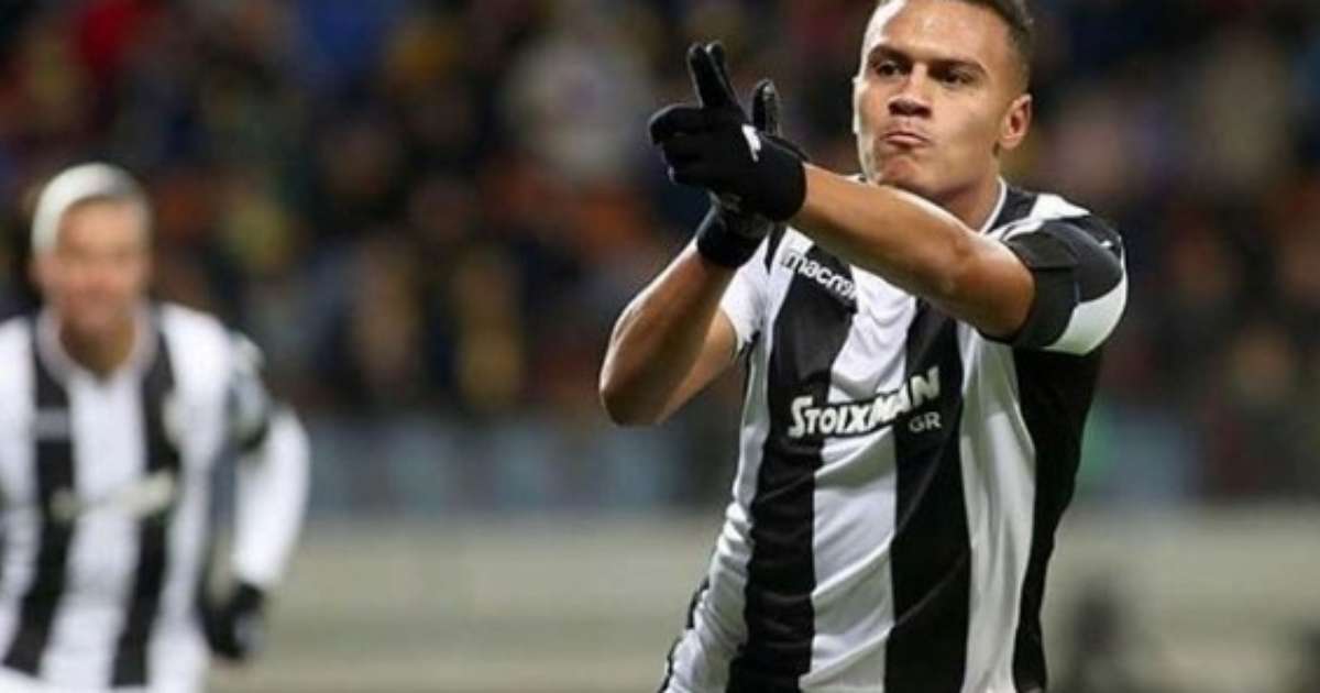 Léo Jabá marca dois, brilha e é eleito o melhor jogador da semana pela UEFA